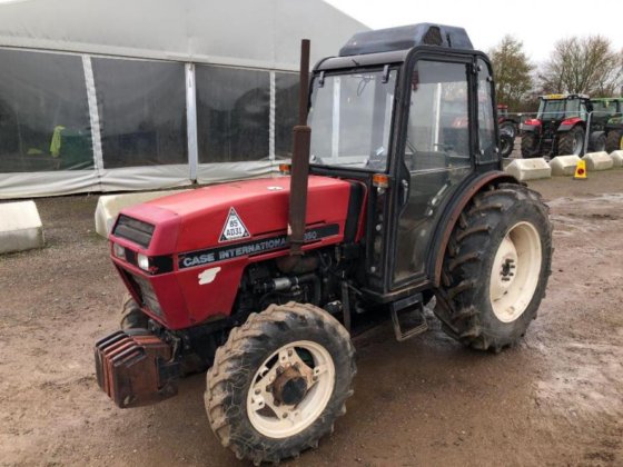 Open media 1 in modal