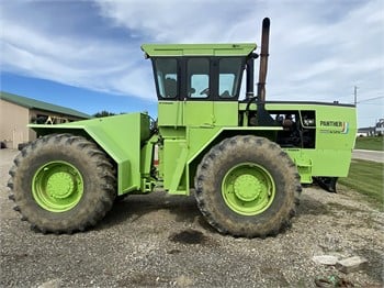 Open media 1 in modal