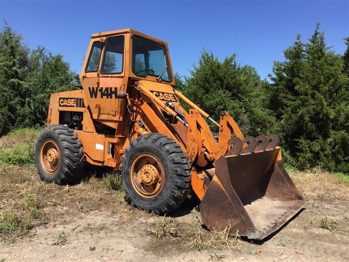 Open media 1 in modal